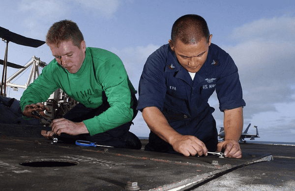 US Navy Aviation Support Equipment Technician (AS): Career Profile ...