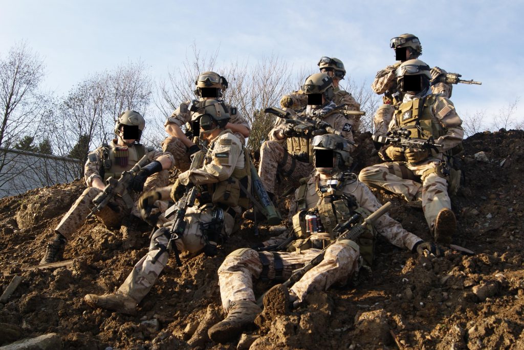 Navy SEALs vs. Marines: 4 Major Differences Between The 2