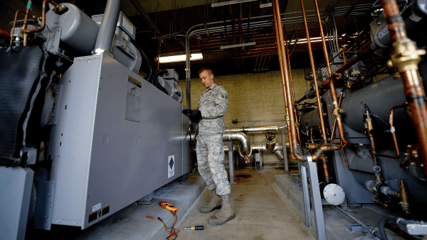 15 Air Force Mechanical Jobs Worth Pursuing In 2022 - Operation ...